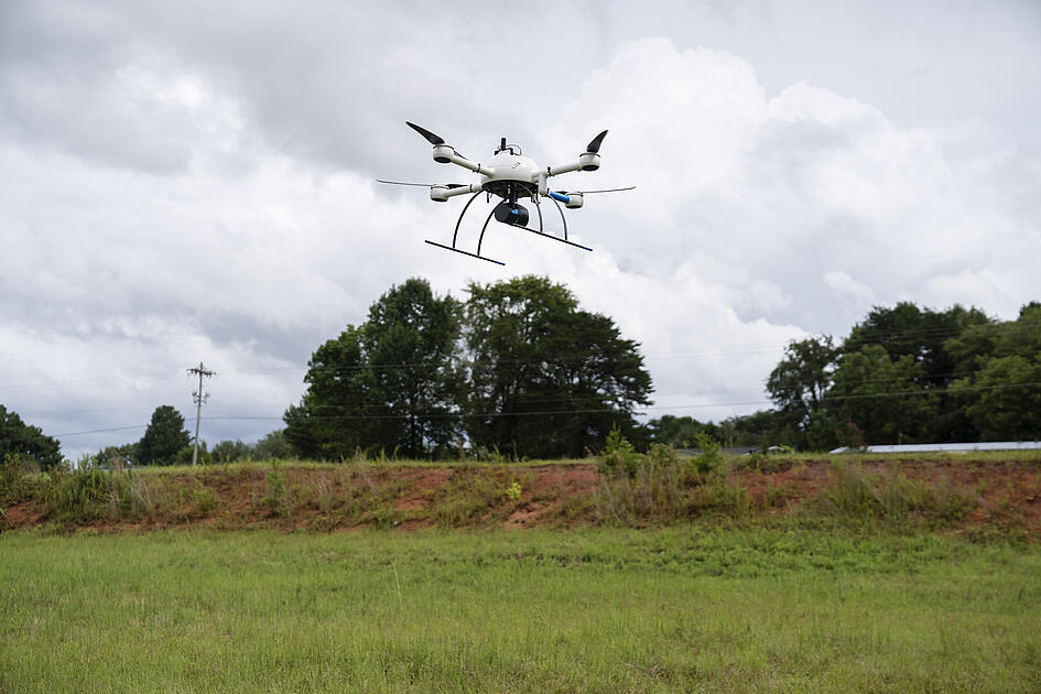 The GE Industrial Drone Line from Microdrones opens new markets and ...